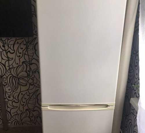 Холодильник Stinol-107ER no frost