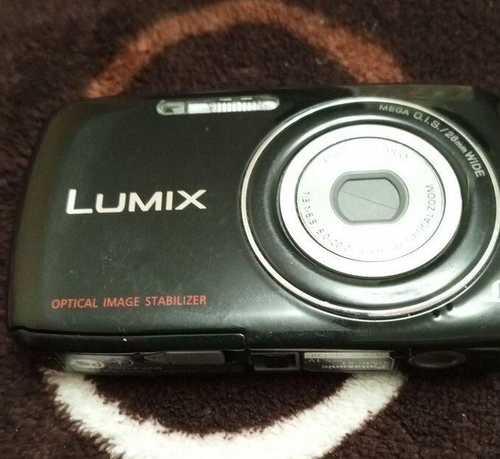 Компактный фотоаппарат Panasonic Lumix DMC S1