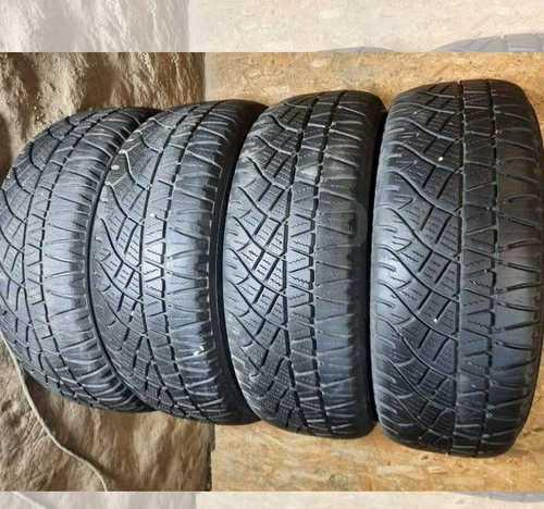 Michelin Latitude Cross 215/60 R17