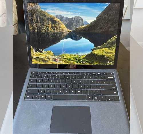 Microsoft surface laptop 2 i7 -8650U 8/256gb