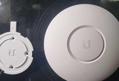 Точка доступа Ubiquiti UniFi UAP-AC-lite