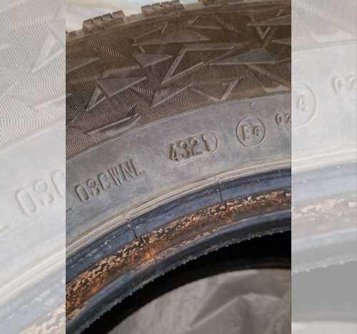 Continental IceContact 3 205/65 R15 94