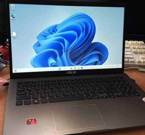 Ноутбук asus vivobook 15.6"