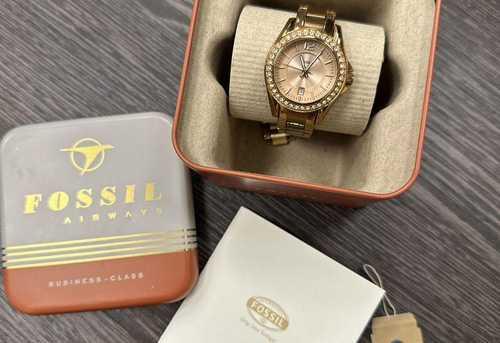 Часы Fossil женские