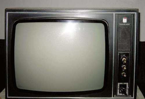 Винтажные телевизор "рекорд В 310"