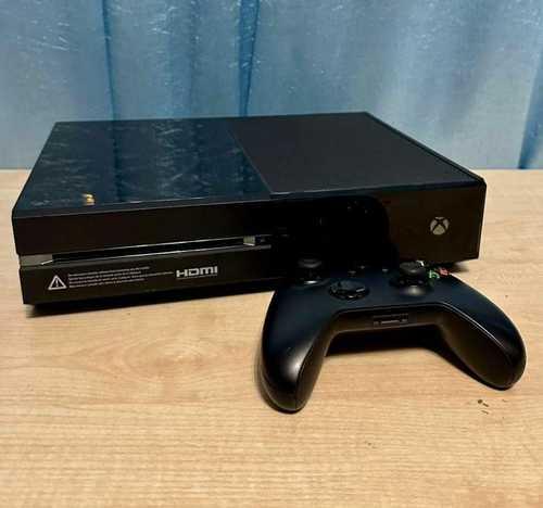 Xbox one 500gb   GTA 5