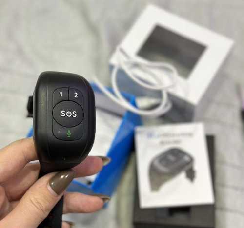 GPS трекер с тревожной кнопкой для пожилых