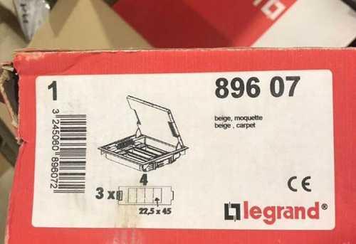 Напольная коробка Legrand 089607