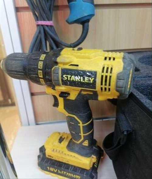 Шуруповерт Stanley SCD20
