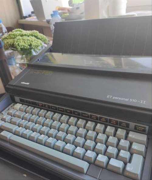 Пишущая машинка Olivetti ET personal 510-II