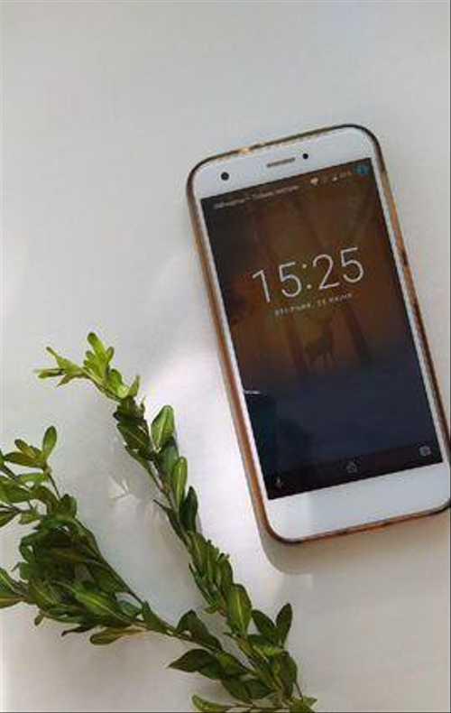 Продам телефон ZTE Z10