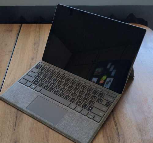 Microsoft surface pro 4 16/256