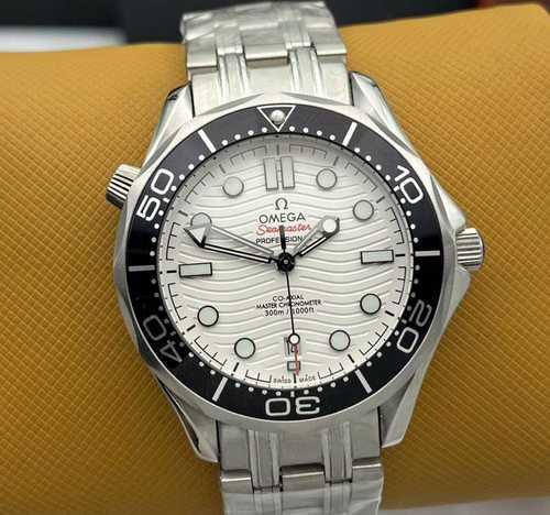 Наручные часы Omega