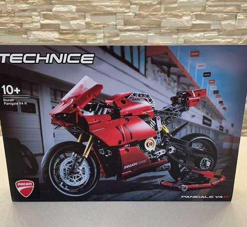Lego Technic Ducati Panigale V4 R Новый