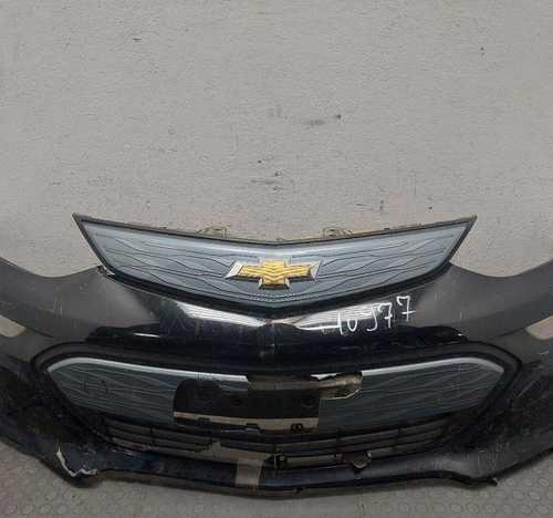 Решетка радиатора Chevrolet Bolt 2016, 2019