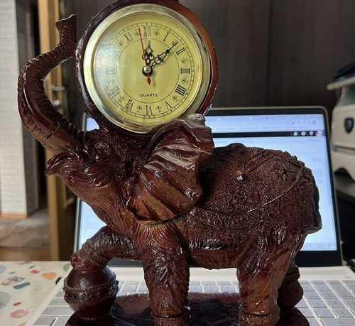 Настольные часы Слон