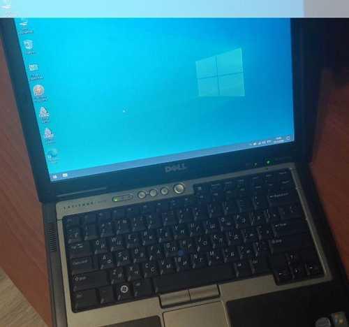 Ноутбук Dell Latitude D630