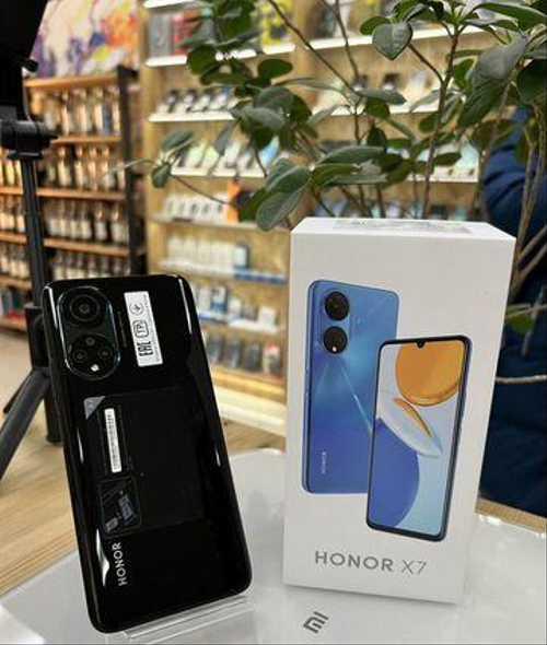 Телефон Honor X7 4/128