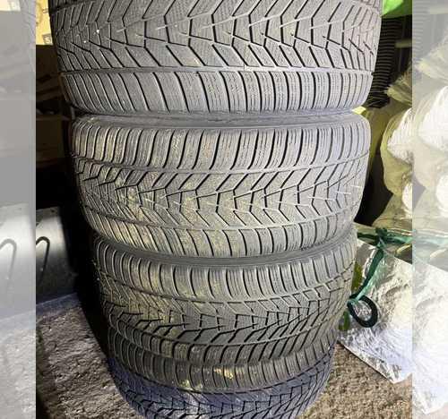 Hankook Winter I'Cept Evo 3 W330 245/45 R19 102V