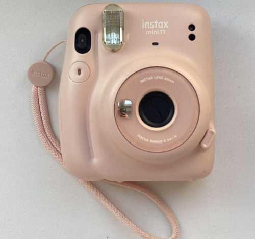 Фотоаппарат моментальной печати Instax Mini 11