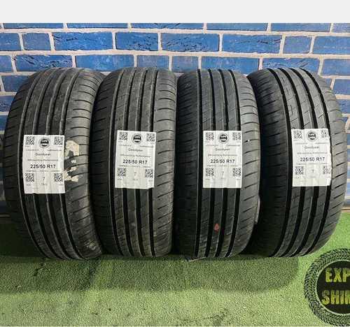 Goodyear EfficientGrip Performance 225/50 R17 94W