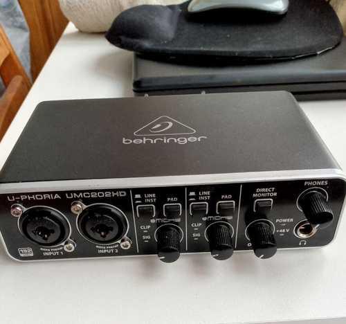 Внешняя звуковая карта behringer u phoria umc202hd