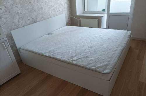 Кровать двуспальная 160х200 см