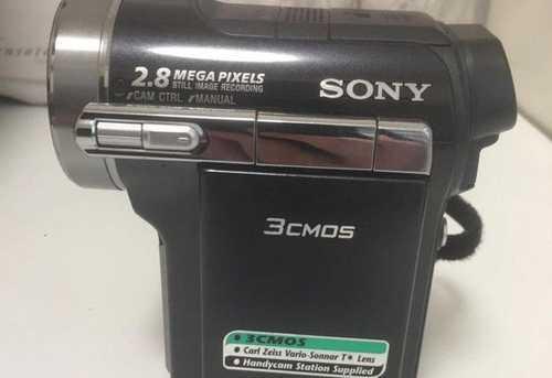 Видеокамера Sony DCR-PC1000E