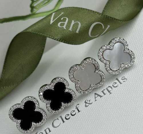 Серьги пусеты Van cleef