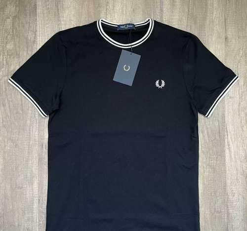 Футболки fred perry оригинал S/46