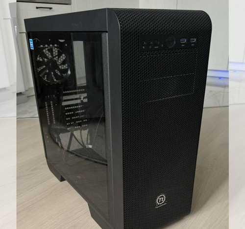 Корпус игрового системного блока Thermaltake