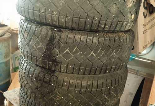 Accelera 651 235/65 R17