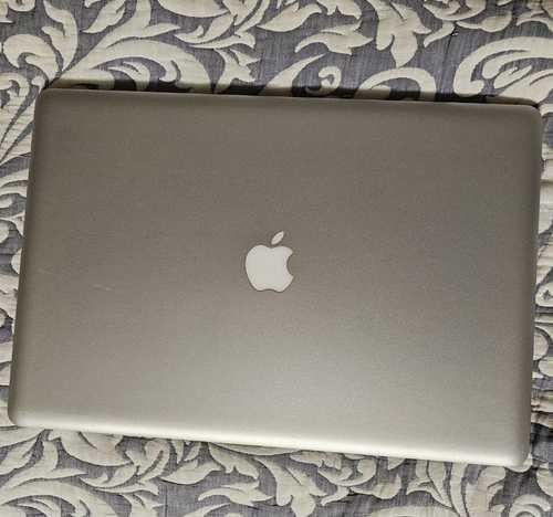 Apple macbook pro 17 2010