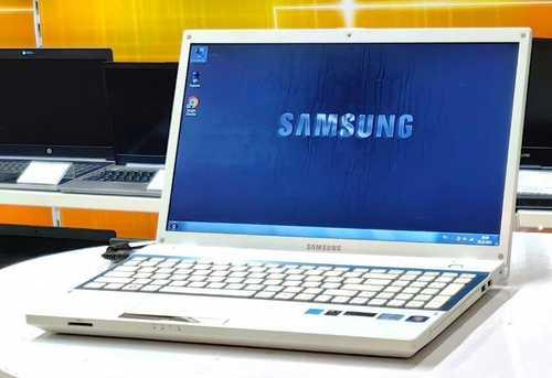 Ноутбук Samsung 15.6" Intel i3-2350M 6Gb HDD 500Gb