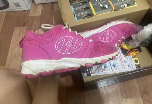 Кросовки на колёсах heelys