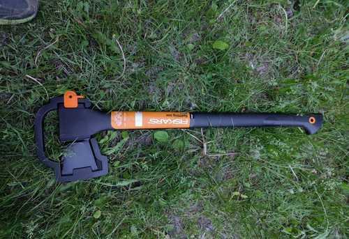 Топор колун fiskars solid A19