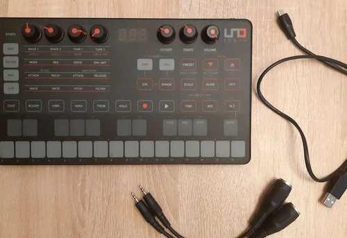 Синтезатор IK Multimedia Uno synth