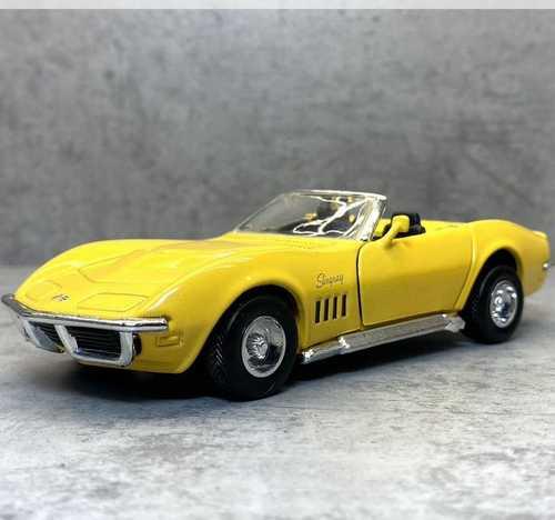 Модель Chevrolet Corvette 1969 1:36 SunnySide