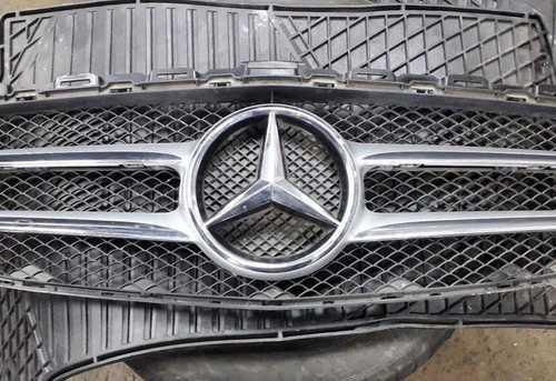 Решетка радиатора Mercedes w205