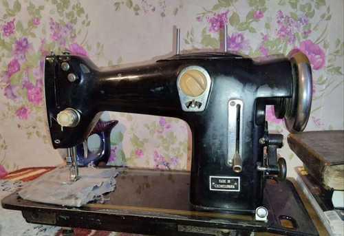 Швейная машина, производство Чехословакия