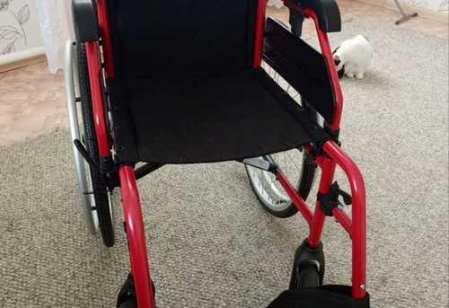 Инвалидные коляски новый 2 шт