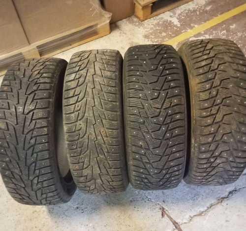 Hankook Winter I'Pike 205/55 R16 20B