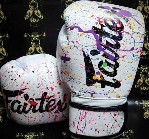 Боксерские перчатки Fairtex painter white