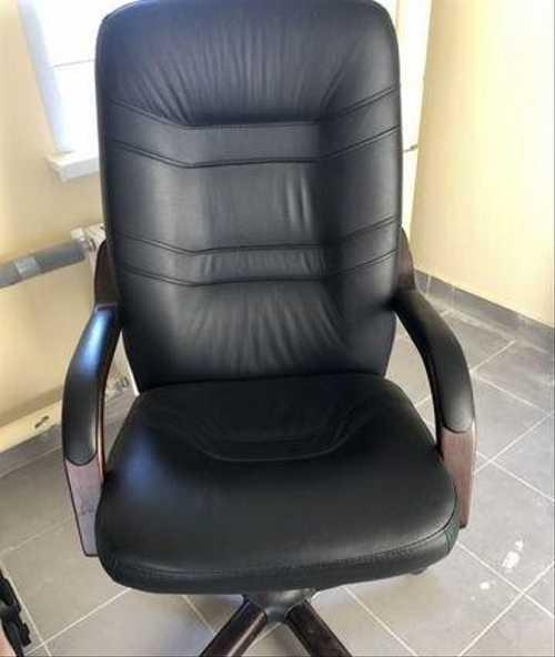 Кресло руководителя, компьютерное кресло