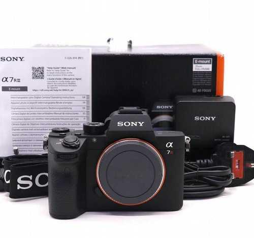 Sony A7riii ilce-7RM3 body в упаковке (пробег 1310 кадров)