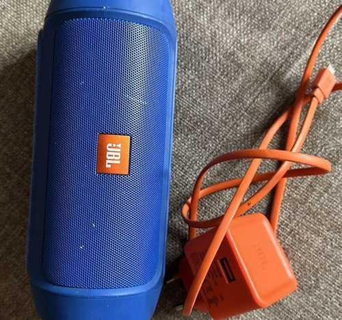 Акустическая колонка jbl charge 2+