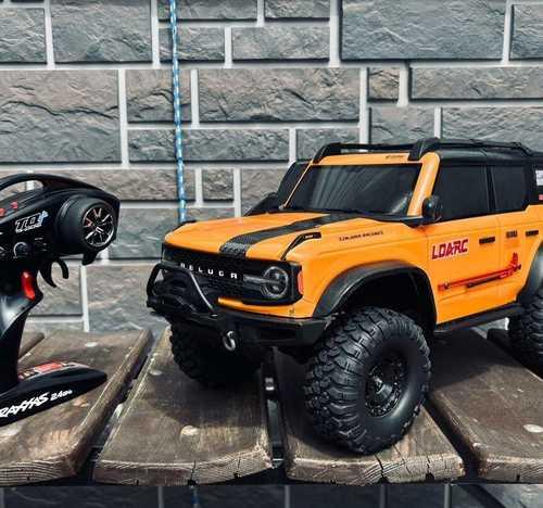 Huangbo r1001 / TRX 4 Ford Bronko