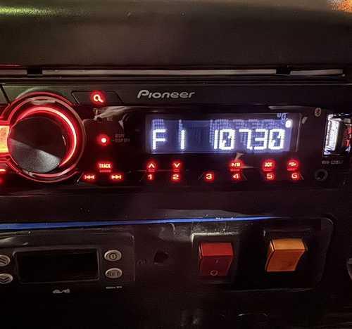 Pioneer mvh-s215bt
