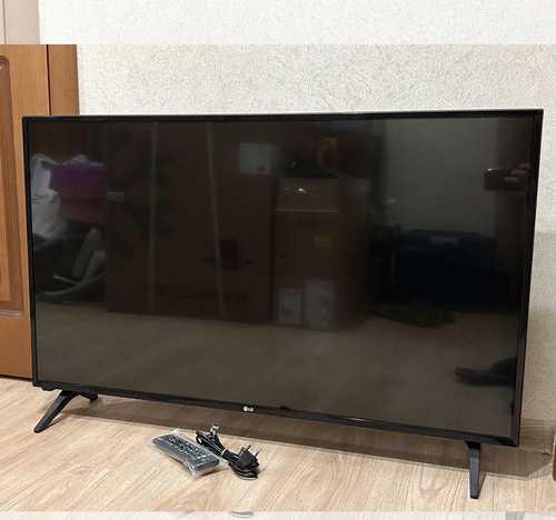 Телевизор LG 43LJ500V