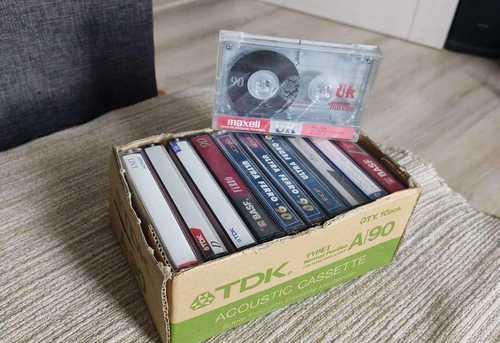 Аудио кассеты с записью